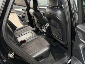 Black Audi Q5 2017 in Jonava, with an engine capacity of 1.97 L and mileage of 270 thousand km for 19990 €, photo 35 on AUTOMOTO.COM.LV