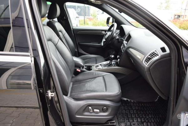 Black Audi Q5 2017 in Vilnius, with an engine capacity of 1.97 L and mileage of 313 thousand km for 13950 €, photo 9 on AUTOMOTO.COM.LV