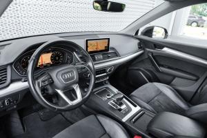 Black Audi Q5 2017 in Marupe, with an engine capacity of 2.00 L and mileage of 222 thousand km for 17950 €, photo 10 on AUTOMOTO.COM.LV