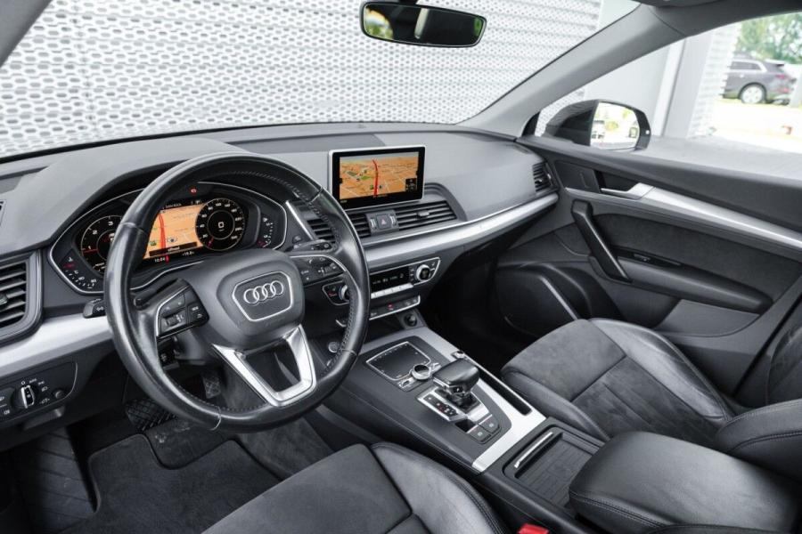 Black Audi Q5 2017 in Marupe, with an engine capacity of 2.00 L and mileage of 222 thousand km for 17950 €, photo 10 on AUTOMOTO.COM.LV