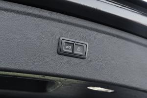Black Audi Q5 2017 in Marupe, with an engine capacity of 2.00 L and mileage of 222 thousand km for 17950 €, photo 27 on AUTOMOTO.COM.LV