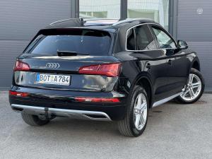 Black Audi Q5 2017 in Jonava, with an engine capacity of 2.00 L and mileage of 270 thousand km for 19299 €, photo 12 on AUTOMOTO.COM.LV