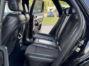 Black Audi Q5 2017 in Jonava, with an engine capacity of 2.00 L and mileage of 270 thousand km for 19299 €, photo 29 on AUTOMOTO.COM.LV