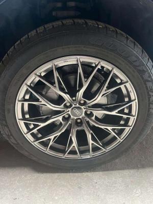 Black Audi Q5 2017 in Klaipeda, with an engine capacity of 1.98 L and mileage of 132 thousand km for 17000 €, photo 18 on AUTOMOTO.COM.LV