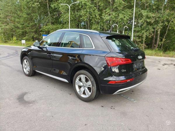 Melns Audi Q5 2017 Kauņa, ar dzinēja tilpumu 1.97 L un nobraukumu 199 tūkst. km par 19000 €, foto 7 vietnē AUTOMOTO.COM.LV