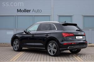 Black Audi Q5 2018 in Ventspils, with an engine capacity of 2.00 L and mileage of 317 thousand km for 18850 €, photo 3 on AUTOMOTO.COM.LV
