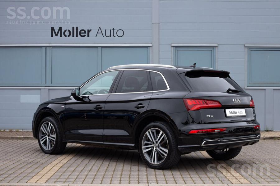 Black Audi Q5 2018 in Ventspils, with an engine capacity of 2.00 L and mileage of 317 thousand km for 18850 €, photo 3 on AUTOMOTO.COM.LV