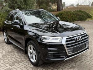 Black Audi Q5 2018 in Prienai, with an engine capacity of 2.00 L and mileage of 217 thousand km for 18950 €, photo 9 on AUTOMOTO.COM.LV