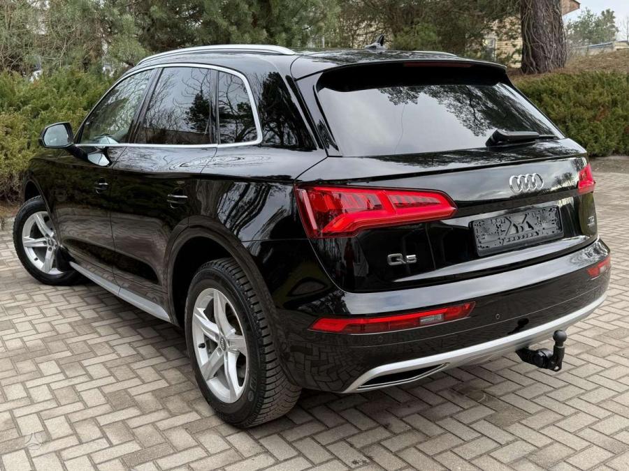 Black Audi Q5 2018 in Prienai, with an engine capacity of 2.00 L and mileage of 217 thousand km for 18950 €, photo 10 on AUTOMOTO.COM.LV