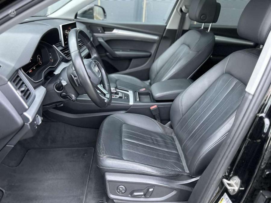 Black Audi Q5 2018 in Vilnius, with an engine capacity of 1.98 L and mileage of 238 thousand km for 16999 €, photo 9 on AUTOMOTO.COM.LV