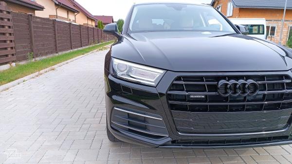 Black Audi Q5 2018 in Klaipeda, with an engine capacity of 2.00 L and mileage of 79 thousand km for 18800 €, photo 4 on AUTOMOTO.COM.LV