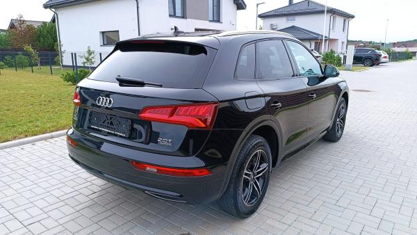 Black Audi Q5 2018 in Klaipeda, with an engine capacity of 2.00 L and mileage of 79 thousand km for 18800 €, photo 7 on AUTOMOTO.COM.LV