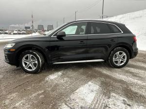 Melns Audi Q5 2018 Viļņa, ar dzinēja tilpumu 1.98 L un nobraukumu 238 tūkst. km par 16700 €, foto 2 vietnē AUTOMOTO.COM.LV