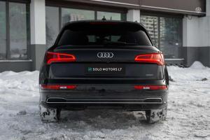 Black Audi Q5 2018 in Vilnius, with an engine capacity of 2.97 L and mileage of 200 thousand km for 24999 €, photo 5 on AUTOMOTO.COM.LV
