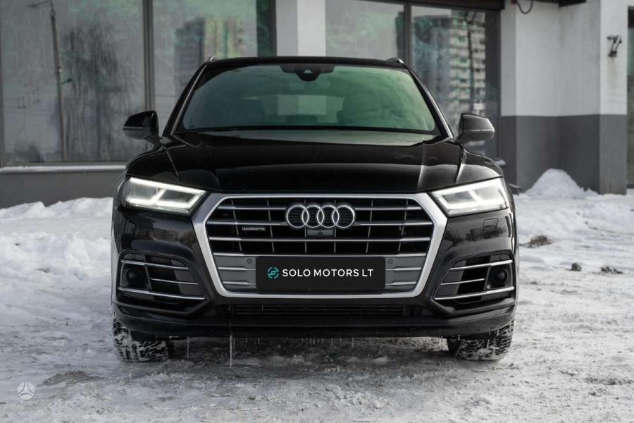 Black Audi Q5 2018 in Vilnius, with an engine capacity of 2.97 L and mileage of 200 thousand km for 24999 €, photo 9 on AUTOMOTO.COM.LV