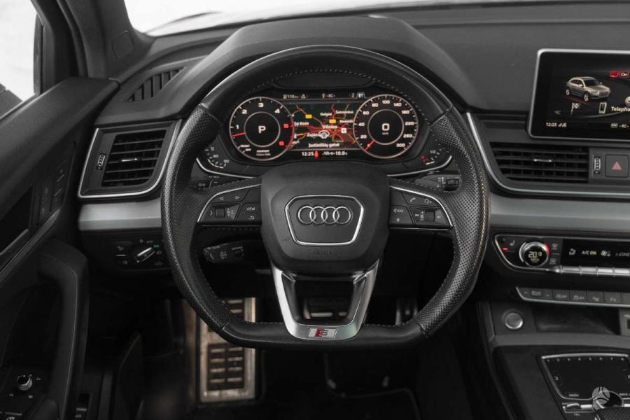 Black Audi Q5 2018 in Vilnius, with an engine capacity of 2.97 L and mileage of 200 thousand km for 24999 €, photo 25 on AUTOMOTO.COM.LV