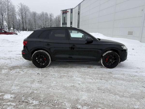 Melns Audi Q5 2018 Kauņa, ar dzinēja tilpumu 2.00 L un nobraukumu 257 tūkst. km par 20800 €, foto 3 vietnē AUTOMOTO.COM.LV