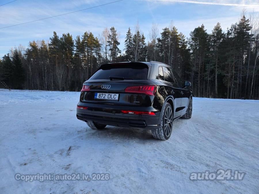 Melns Audi Q5 2018 Pērnava, ar dzinēja tilpumu 3.00 L un nobraukumu 141 tūkst. km par 29900 €, foto 4 vietnē AUTOMOTO.COM.LV