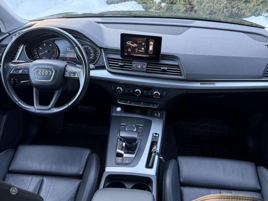 Black Audi Q5 2018 in Jonava, with an engine capacity of 1.97 L and mileage of 169 thousand km for 20650 €, photo 15 on AUTOMOTO.COM.LV