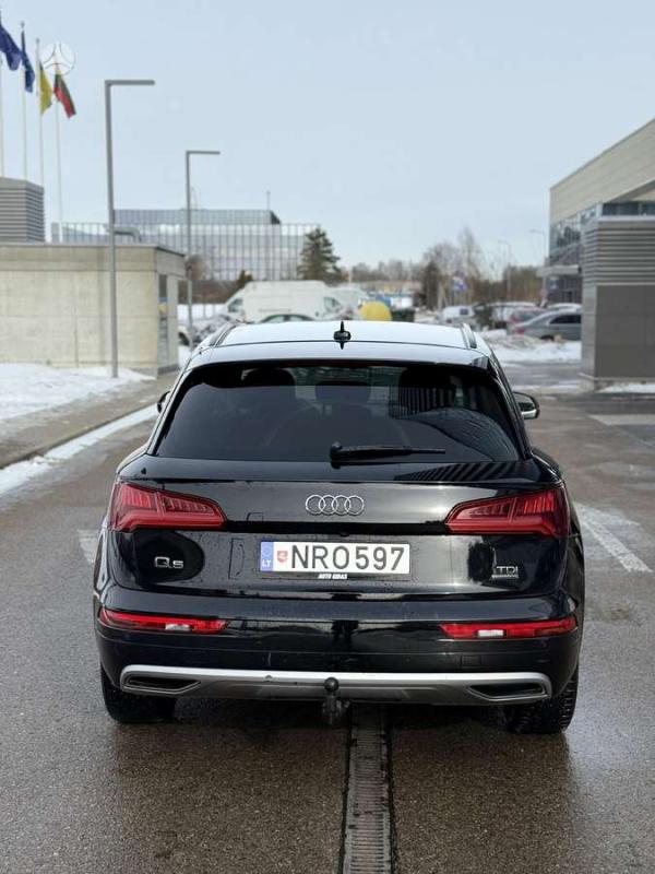 Black Audi Q5 2018 in Vilnius, with an engine capacity of 2.00 L and mileage of 280 thousand km for 17900 €, photo 6 on AUTOMOTO.COM.LV