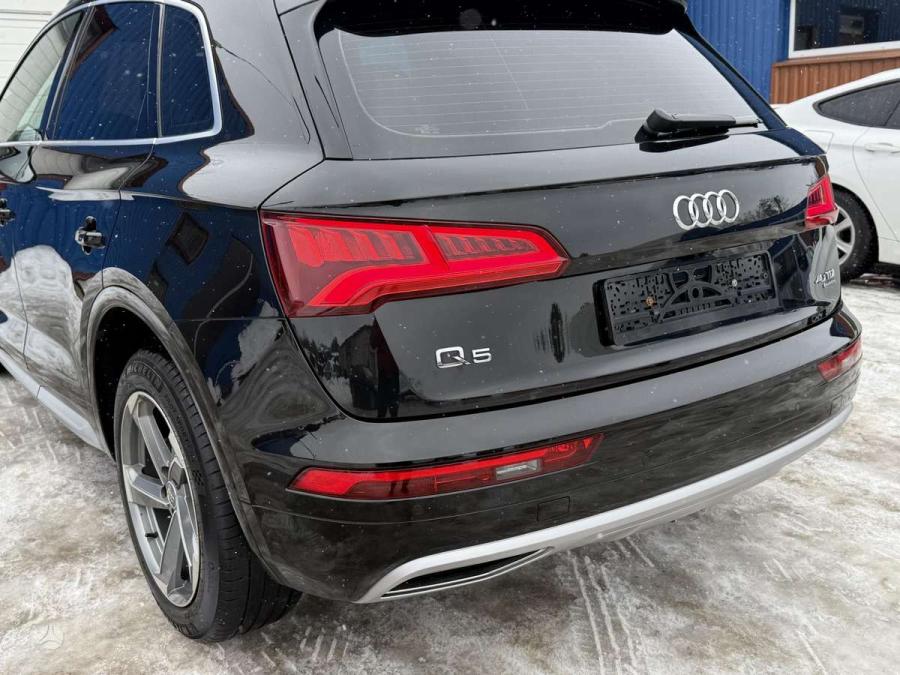 Melns Audi Q5 2018 Prienai, ar dzinēja tilpumu 2.00 L un nobraukumu 194 tūkst. km par 21750 €, foto 13 vietnē AUTOMOTO.COM.LV