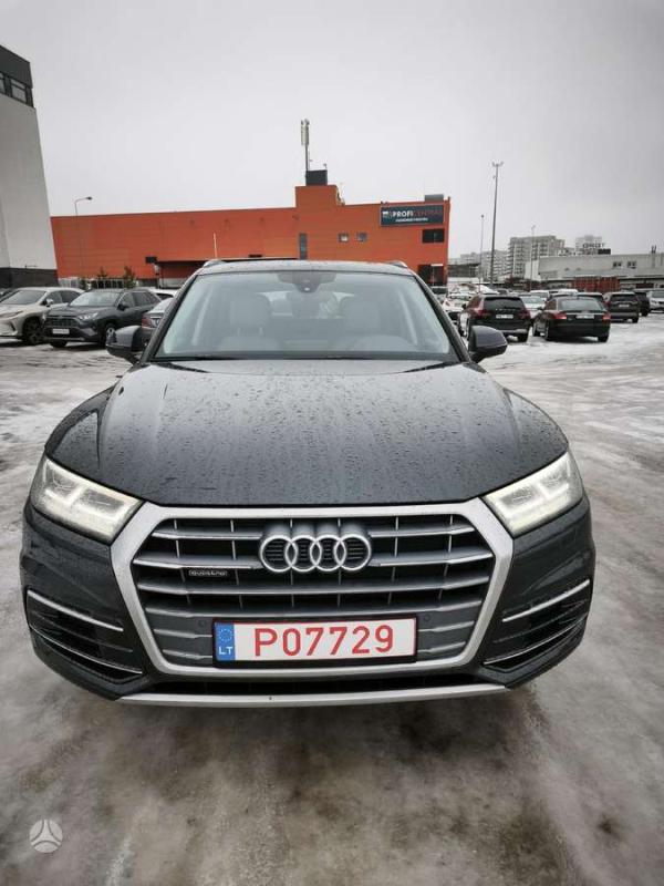 Black Audi Q5 2018 in Vilnius, with an engine capacity of 1.98 L and mileage of 101 thousand km for 22900 €, photo 2 on AUTOMOTO.COM.LV