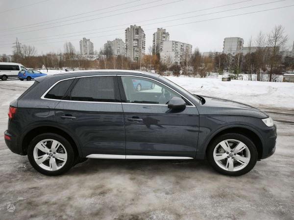 Black Audi Q5 2018 in Vilnius, with an engine capacity of 1.98 L and mileage of 101 thousand km for 22900 €, photo 4 on AUTOMOTO.COM.LV