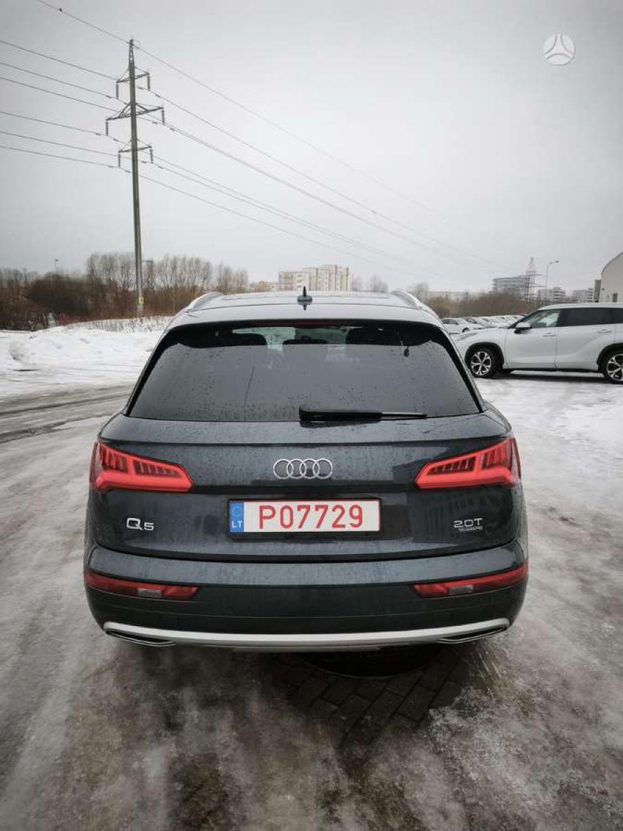 Melns Audi Q5 2018 Viļņa, ar dzinēja tilpumu 1.98 L un nobraukumu 101 tūkst. km par 22900 €, foto 6 vietnē AUTOMOTO.COM.LV