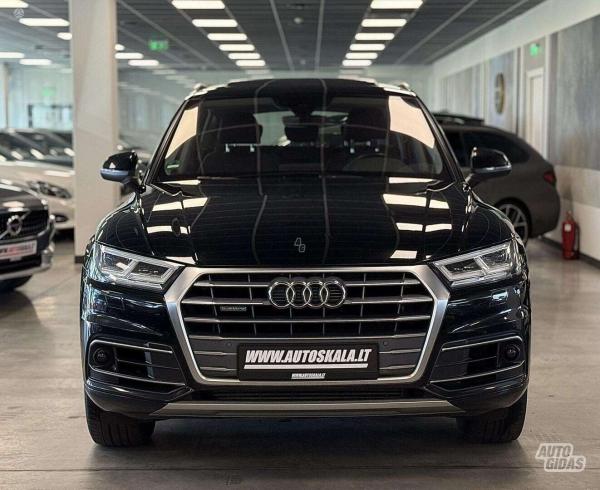 Black Audi Q5 2018 in Klaipeda, with an engine capacity of 3.00 L and mileage of 301 thousand km for 22950 €, photo 6 on AUTOMOTO.COM.LV