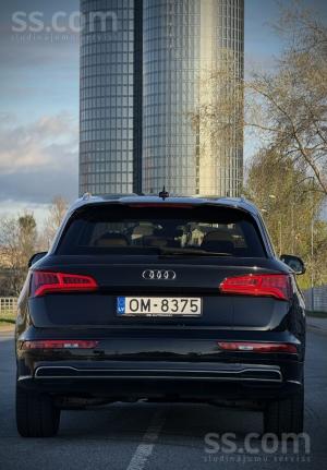 Melns Audi Q5 2018 Rīga, ar dzinēja tilpumu 2.00 L un nobraukumu 199 tūkst. km par 19900 €, foto 7 vietnē AUTOMOTO.COM.LV