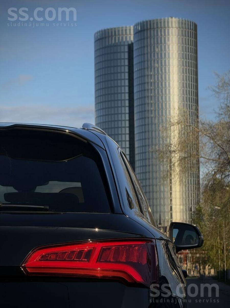 Melns Audi Q5 2018 Rīga, ar dzinēja tilpumu 2.00 L un nobraukumu 199 tūkst. km par 19900 €, foto 10 vietnē AUTOMOTO.COM.LV