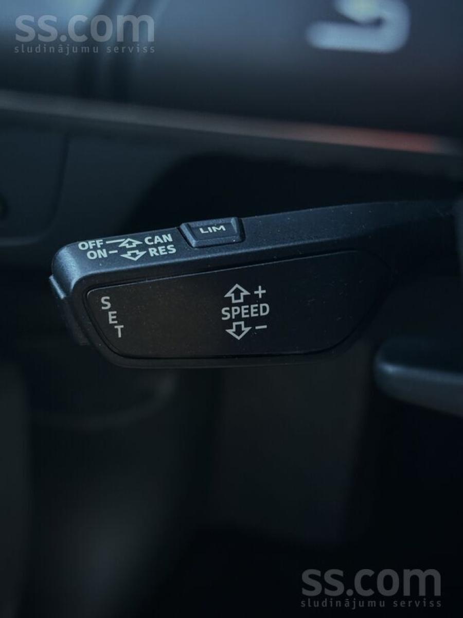Melns Audi Q5 2018 Rīga, ar dzinēja tilpumu 2.00 L un nobraukumu 199 tūkst. km par 19900 €, foto 17 vietnē AUTOMOTO.COM.LV
