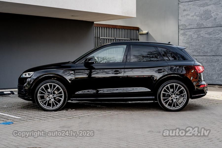 Black Audi Q5 2018 in Parnu, with an engine capacity of 3.00 L and mileage of 143 thousand km for 29500 €, photo 4 on AUTOMOTO.COM.LV