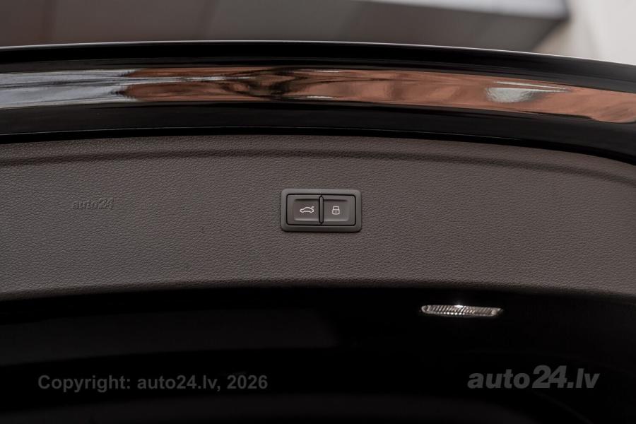 Black Audi Q5 2018 in Parnu, with an engine capacity of 3.00 L and mileage of 143 thousand km for 29500 €, photo 27 on AUTOMOTO.COM.LV