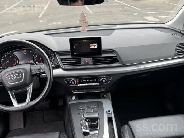 Black Audi Q5 2018 in Riga, with an engine capacity of 2.00 L and mileage of 65 thousand km for 24900 €, photo 8 on AUTOMOTO.COM.LV