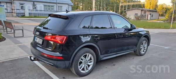 Melns Audi Q5 2018 Rīga, ar dzinēja tilpumu 2.00 L un nobraukumu 120 tūkst. km par 24250 €, foto 4 vietnē AUTOMOTO.COM.LV