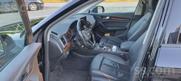 Melns Audi Q5 2018 Rīga, ar dzinēja tilpumu 2.00 L un nobraukumu 120 tūkst. km par 24250 €, foto 5 vietnē AUTOMOTO.COM.LV