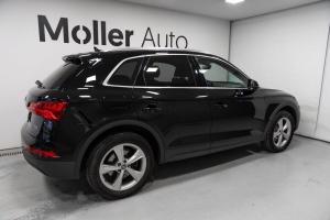 Black Audi Q5 2018 in Vilnius, with an engine capacity of 2.00 L and mileage of 191 thousand km for 21450 €, photo 6 on AUTOMOTO.COM.LV