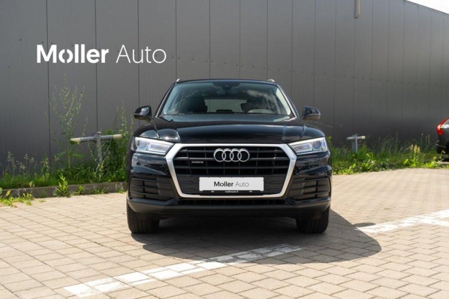 Black Audi Q5 2018 in Vilnius, with an engine capacity of 2.00 L and mileage of 206 thousand km for 20900 €, photo 5 on AUTOMOTO.COM.LV