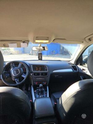 Black Audi Q5 2018 in Moletai, with an engine capacity of 2.00 L and mileage of 263 thousand km for 8500 €, photo 11 on AUTOMOTO.COM.LV