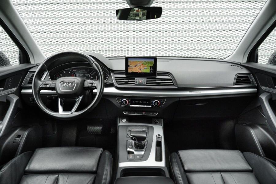 Black Audi Q5 2018 in Marupe, with an engine capacity of 2.00 L and mileage of 67 thousand km for 29750 €, photo 7 on AUTOMOTO.COM.LV