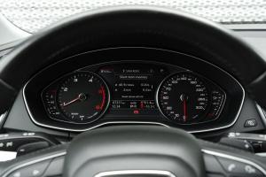 Black Audi Q5 2018 in Marupe, with an engine capacity of 2.00 L and mileage of 67 thousand km for 29750 €, photo 13 on AUTOMOTO.COM.LV