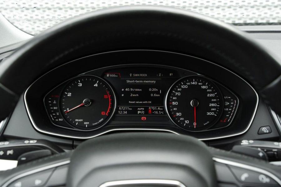 Black Audi Q5 2018 in Marupe, with an engine capacity of 2.00 L and mileage of 67 thousand km for 29750 €, photo 13 on AUTOMOTO.COM.LV