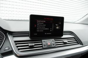 Black Audi Q5 2018 in Marupe, with an engine capacity of 2.00 L and mileage of 67 thousand km for 29750 €, photo 19 on AUTOMOTO.COM.LV