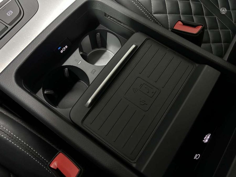 Melns Audi Q5 2018 Utena, ar dzinēja tilpumu 2.00 L un nobraukumu 240 tūkst. km par 25500 €, foto 20 vietnē AUTOMOTO.COM.LV