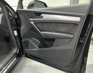 Melns Audi Q5 2018 Utena, ar dzinēja tilpumu 2.00 L un nobraukumu 240 tūkst. km par 25500 €, foto 31 vietnē AUTOMOTO.COM.LV