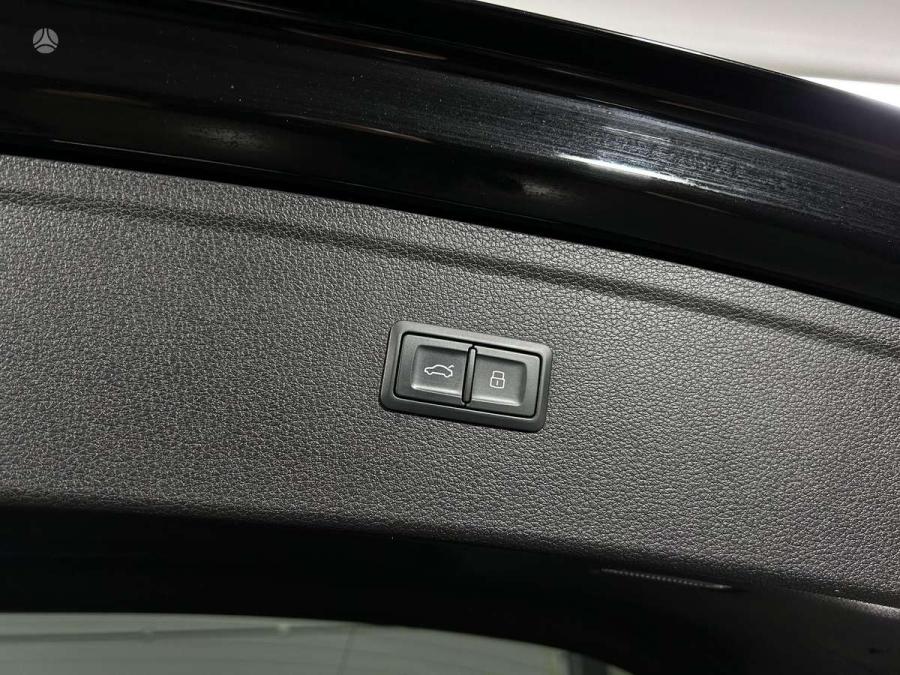 Melns Audi Q5 2018 Utena, ar dzinēja tilpumu 2.00 L un nobraukumu 240 tūkst. km par 25500 €, foto 39 vietnē AUTOMOTO.COM.LV
