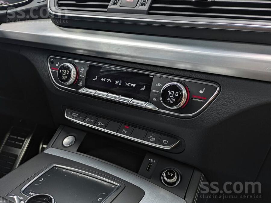 Black Audi Q5 2018 in Tukums, with an engine capacity of 3.00 L and mileage of 186 thousand km for 25990 €, photo 16 on AUTOMOTO.COM.LV