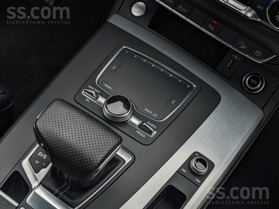 Black Audi Q5 2018 in Tukums, with an engine capacity of 3.00 L and mileage of 186 thousand km for 25990 €, photo 18 on AUTOMOTO.COM.LV