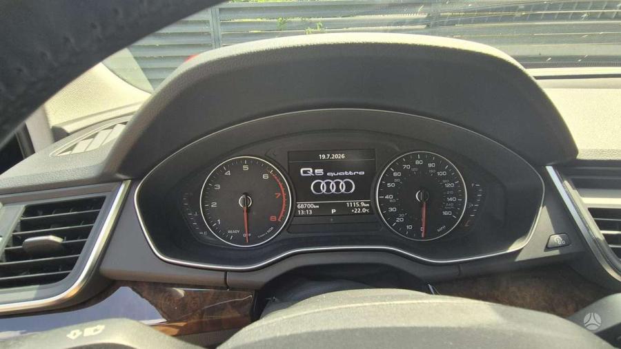 Melns Audi Q5 2018 Panevēža, ar dzinēja tilpumu 1.98 L un nobraukumu 69 tūkst. km par 15900 €, foto 7 vietnē AUTOMOTO.COM.LV